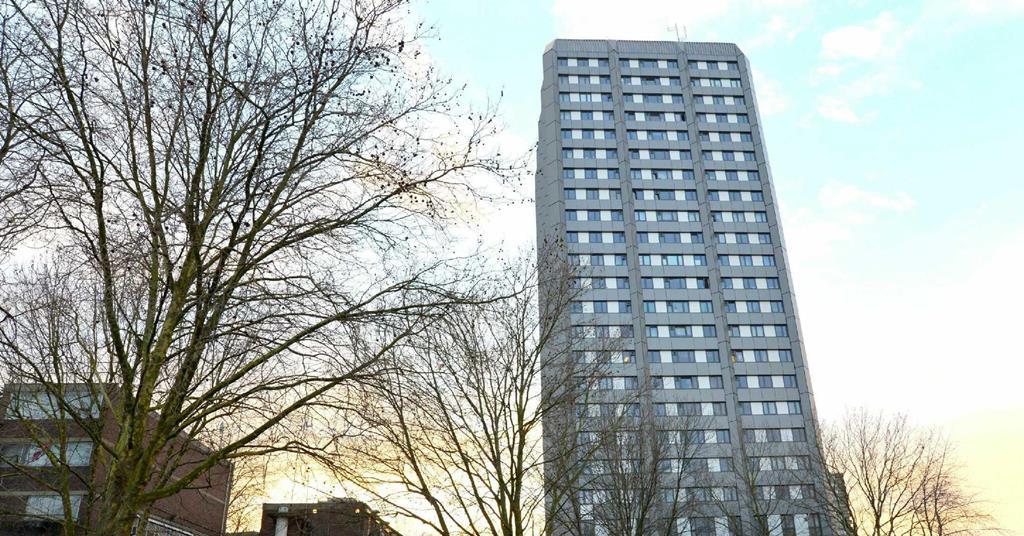 Contractor’s site managers assumed Grenfell’s window insulation was ...