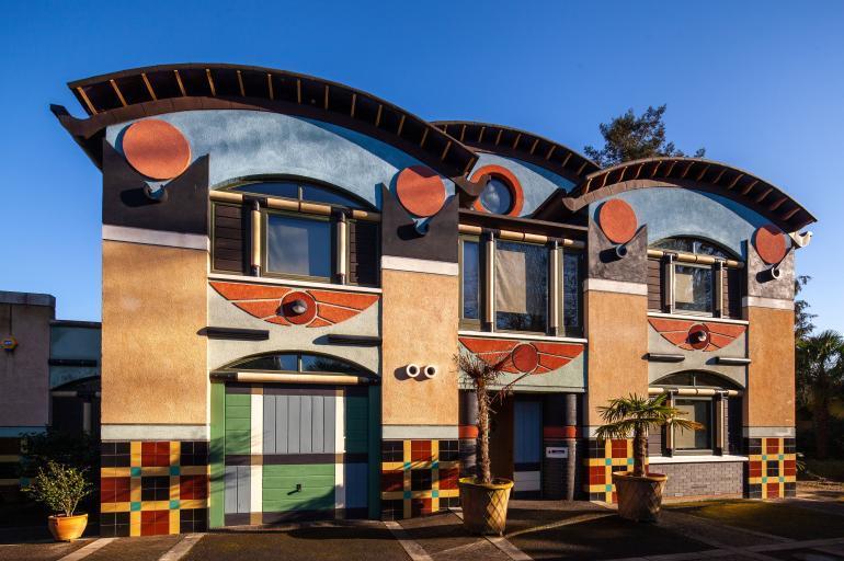 John Outram’s Egyptian-influenced house in Oxfordshire gets grade II ...