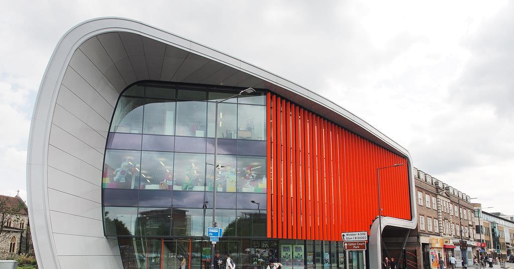 Carbuncle Cup: The Curve, Slough by Bblur Architecture and CZWG ...