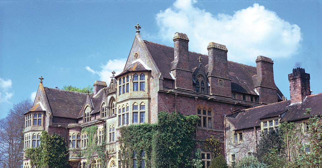 William Burges and the High Victorian Dream by J Mordaunt Crook ...