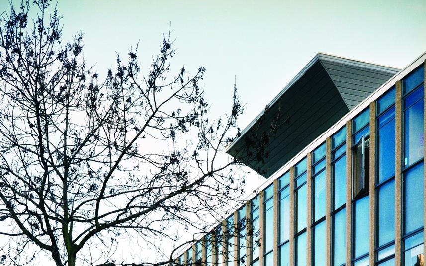 Leonard Manasseh by Timothy Brittain-Catlin | Review | Building Design