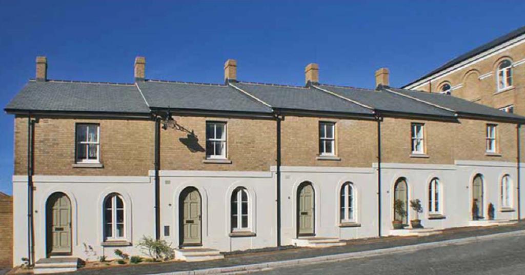 Conservatives would introduce ‘new localised design rules’ for housing ...