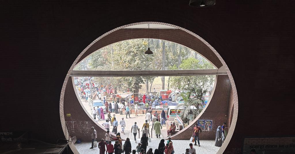 Dhaka Architectural Guide: ‘A city changing at a dizzying speed ...