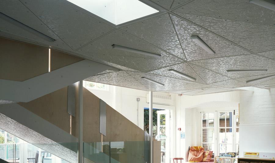 Chelsea Open Air Nursery classroom by Friend & Company Architects ...