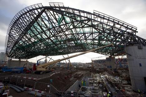 Roof complete on Hadid’s Olympic Aquatics Centre | News | Building Design