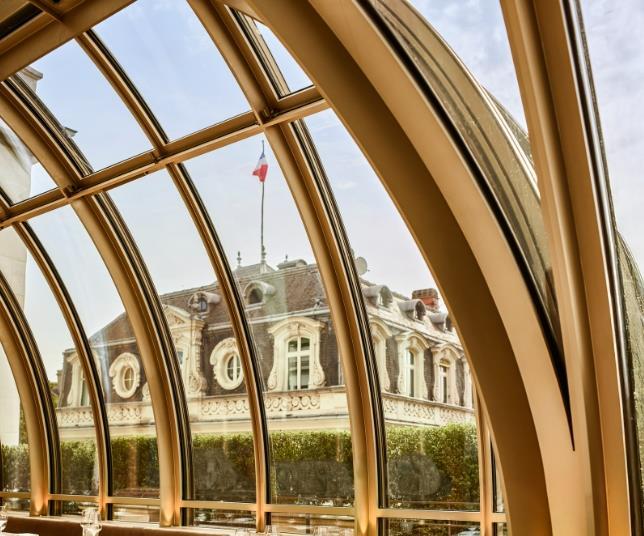 Fosters transforms Paris building on Champs-Élysées into luxury gallery ...