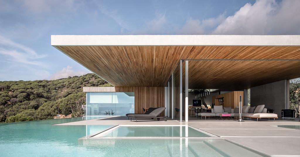 What made this project… Barcelona House by Strom Architects | Features ...
