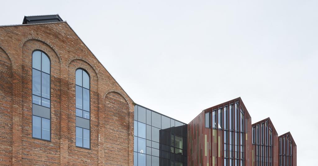 Springfield Campus by Associated Architects: a building that absorbs ...