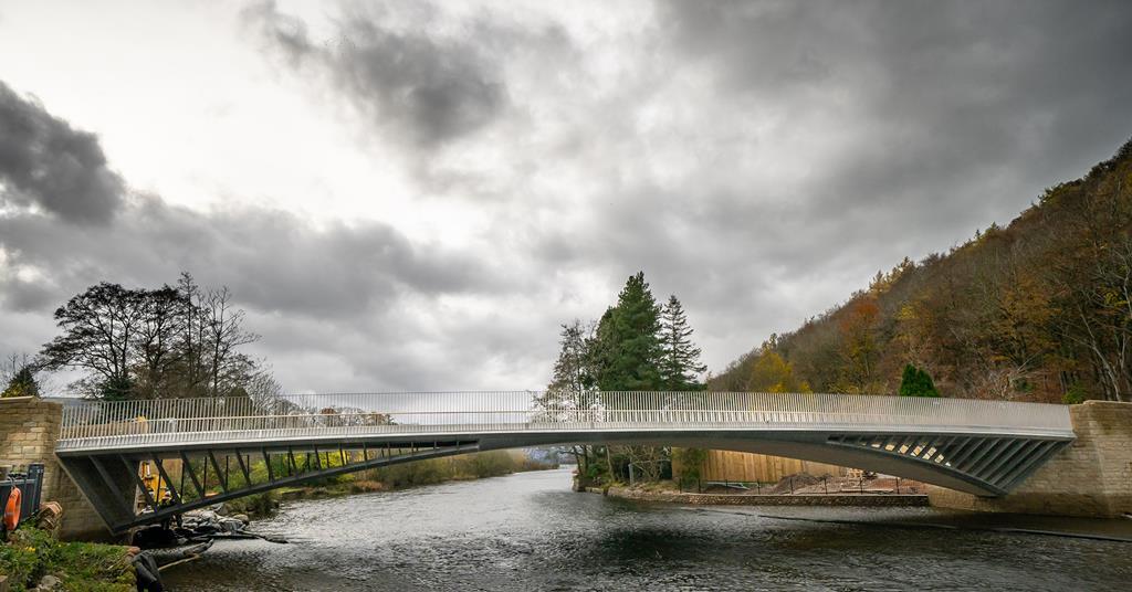 Knight Architects completes UK’s first stainless steel road bridge ...
