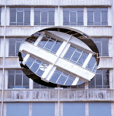 Sculptor Richard Wilson and Price & Myers turn a Liverpool office ...