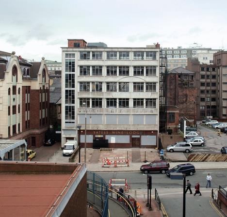 Sculptor Richard Wilson and Price & Myers turn a Liverpool office ...