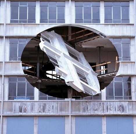 Sculptor Richard Wilson and Price & Myers turn a Liverpool office ...