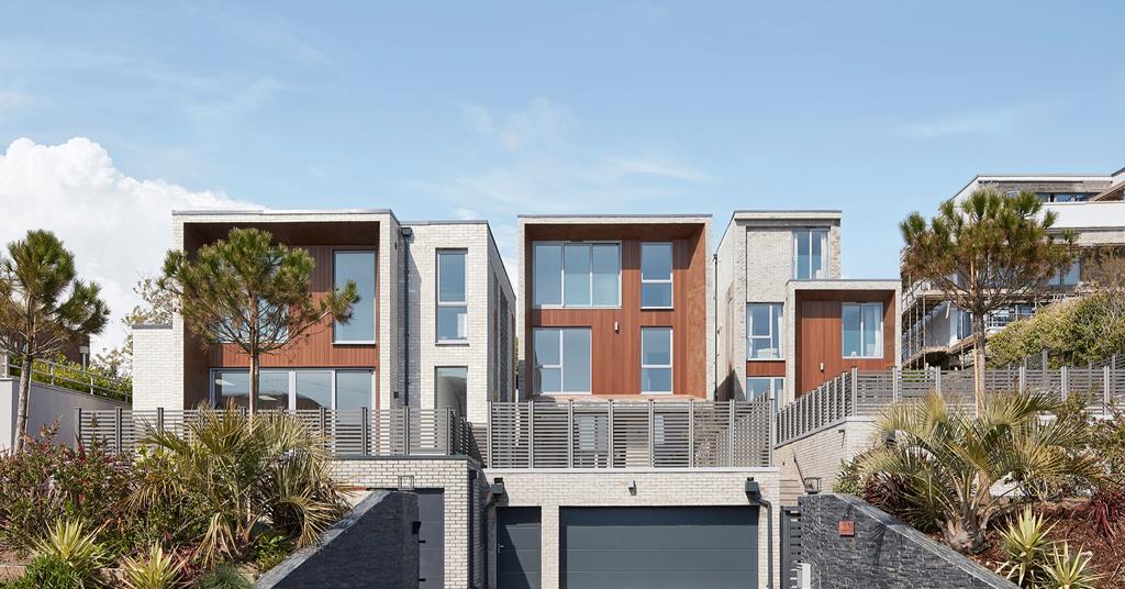 Chamfer Houses: Hapa Architects’ Trio of Coastal Homes | Features ...