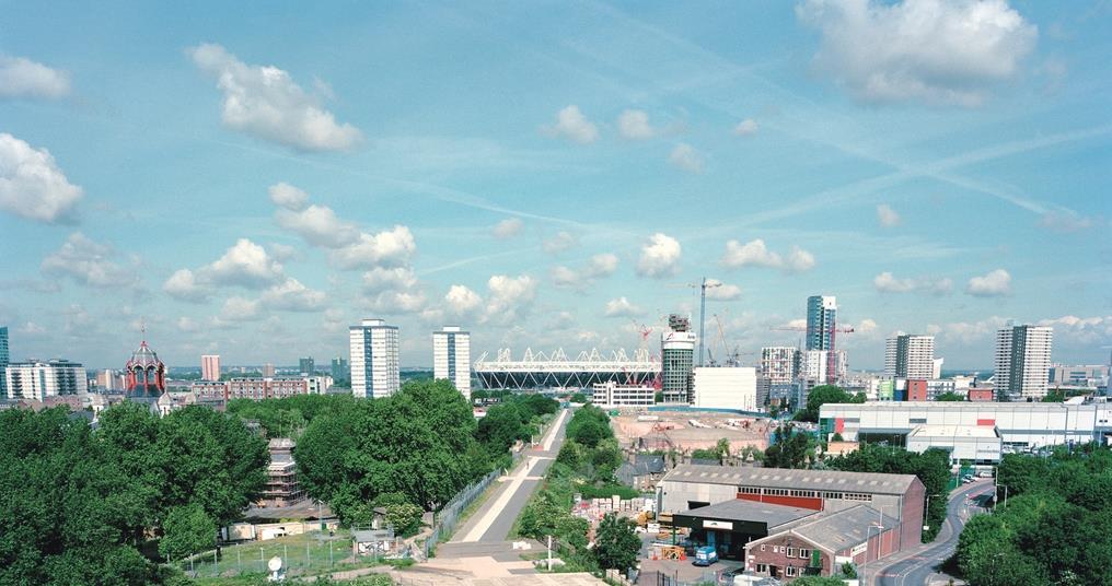 East London's Greenway by Adams & Sutherland Architects | Building ...