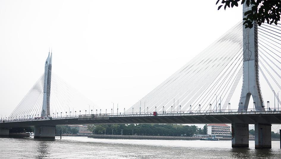 Martin Knight and Zaha Hadid square up for Chinese bridges | News ...