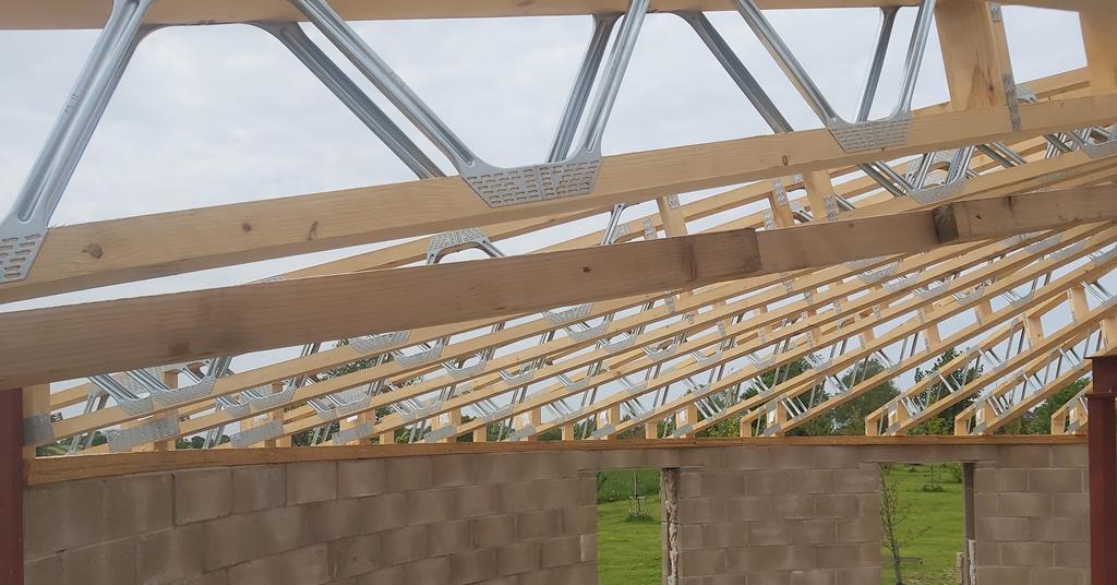 The Hobbit House: A unique circular roof held up with MiTek’s Posi ...