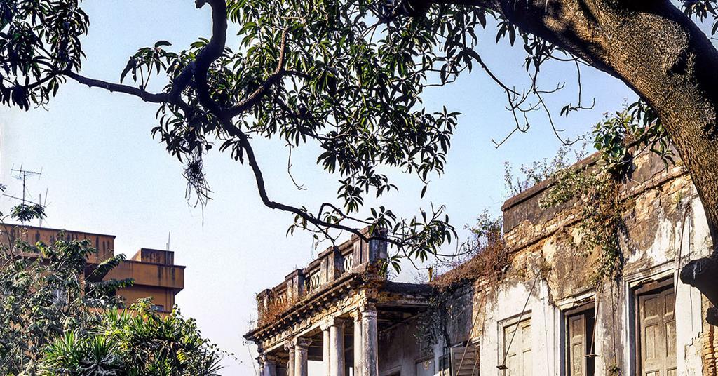 Review | A moment in time: The disappearing architecture of the Bengali ...