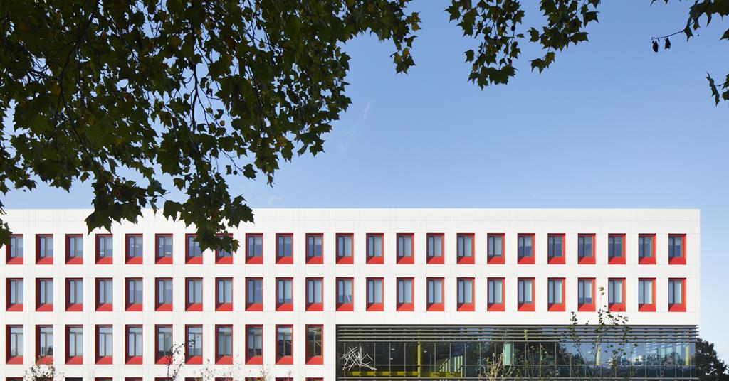 Smith Young Architects’ ‘modern suburban family home’ named RIBA North ...