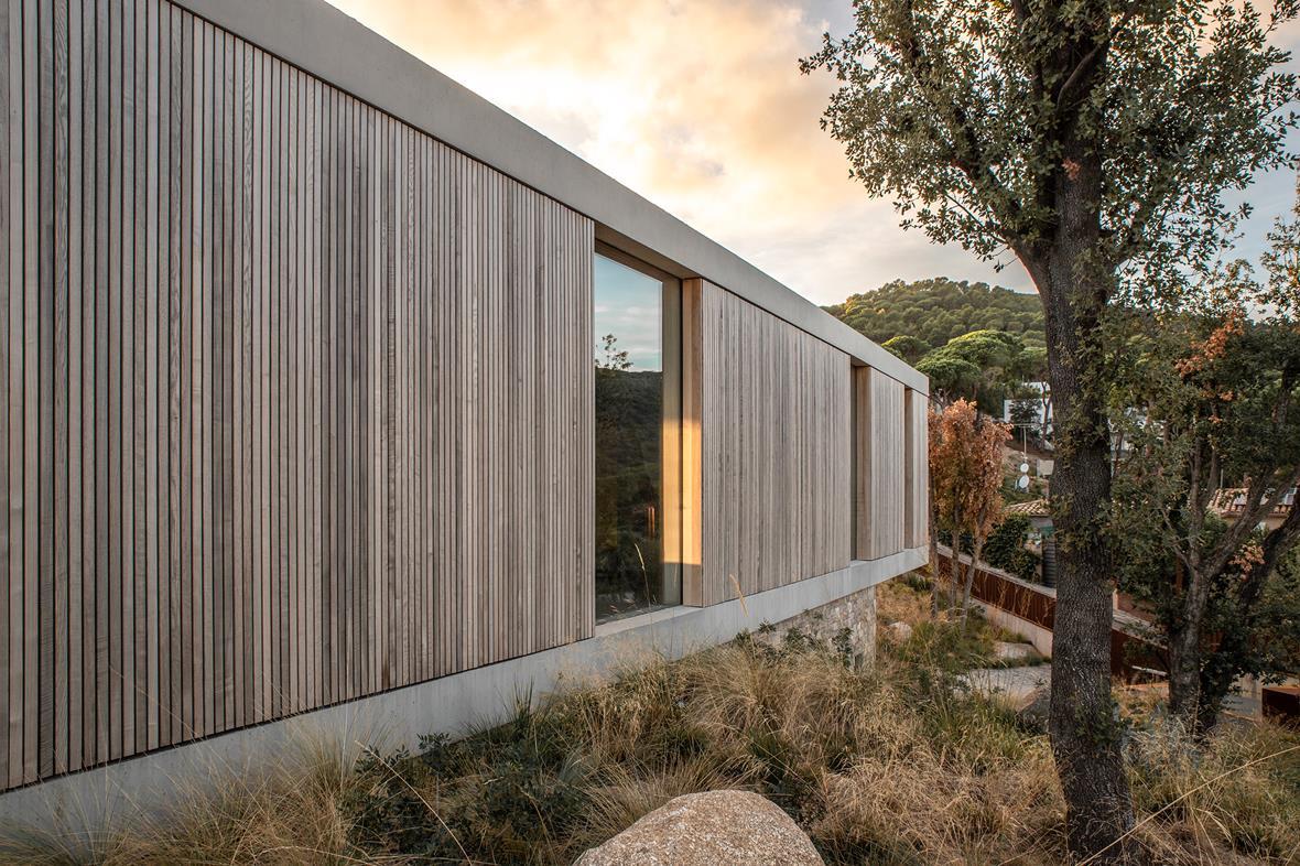 What made this project… Barcelona House by Strom Architects | Features ...