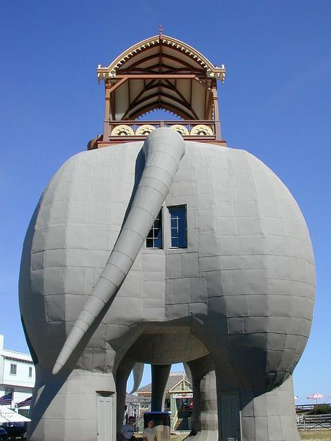 Elephant buildings | Features | Building Design