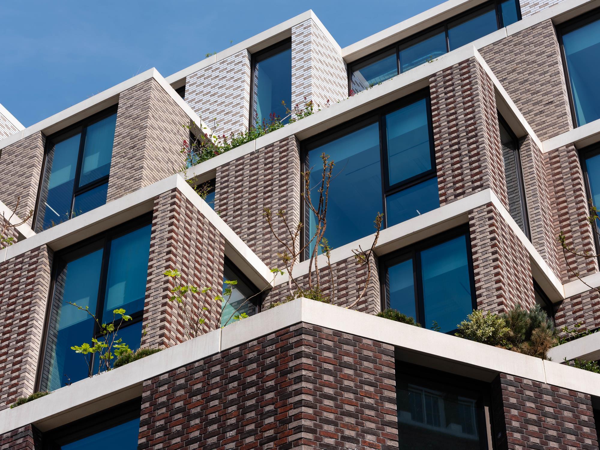 Building Study: The Ray, Farringdon, by AHMM | Building Study ...