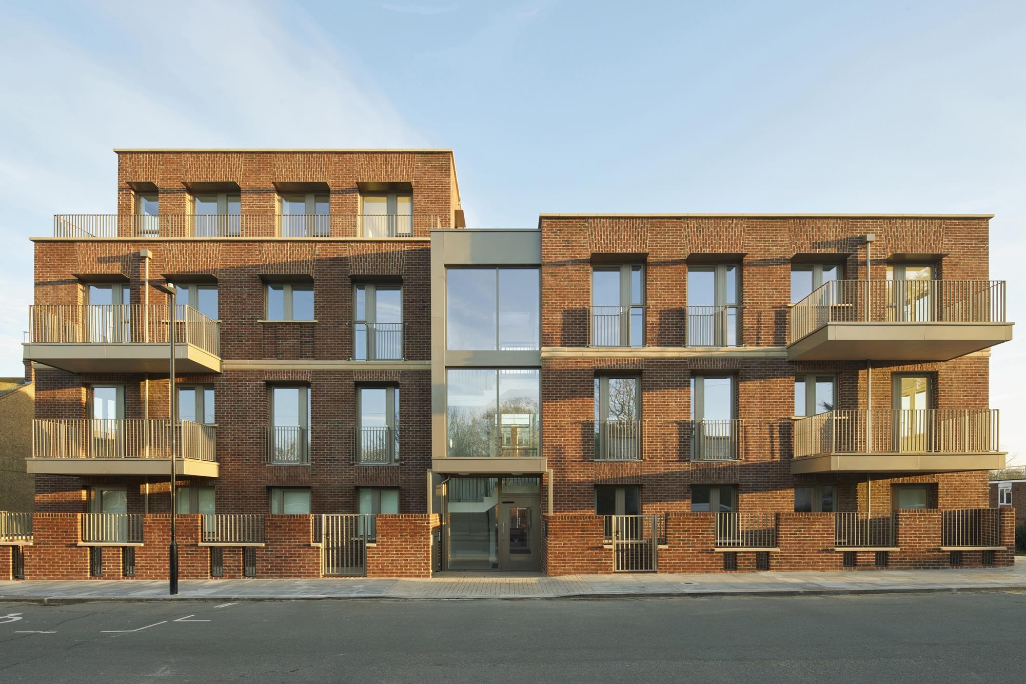 What made this project… Edith Road by Satish Jassal Architects | News ...
