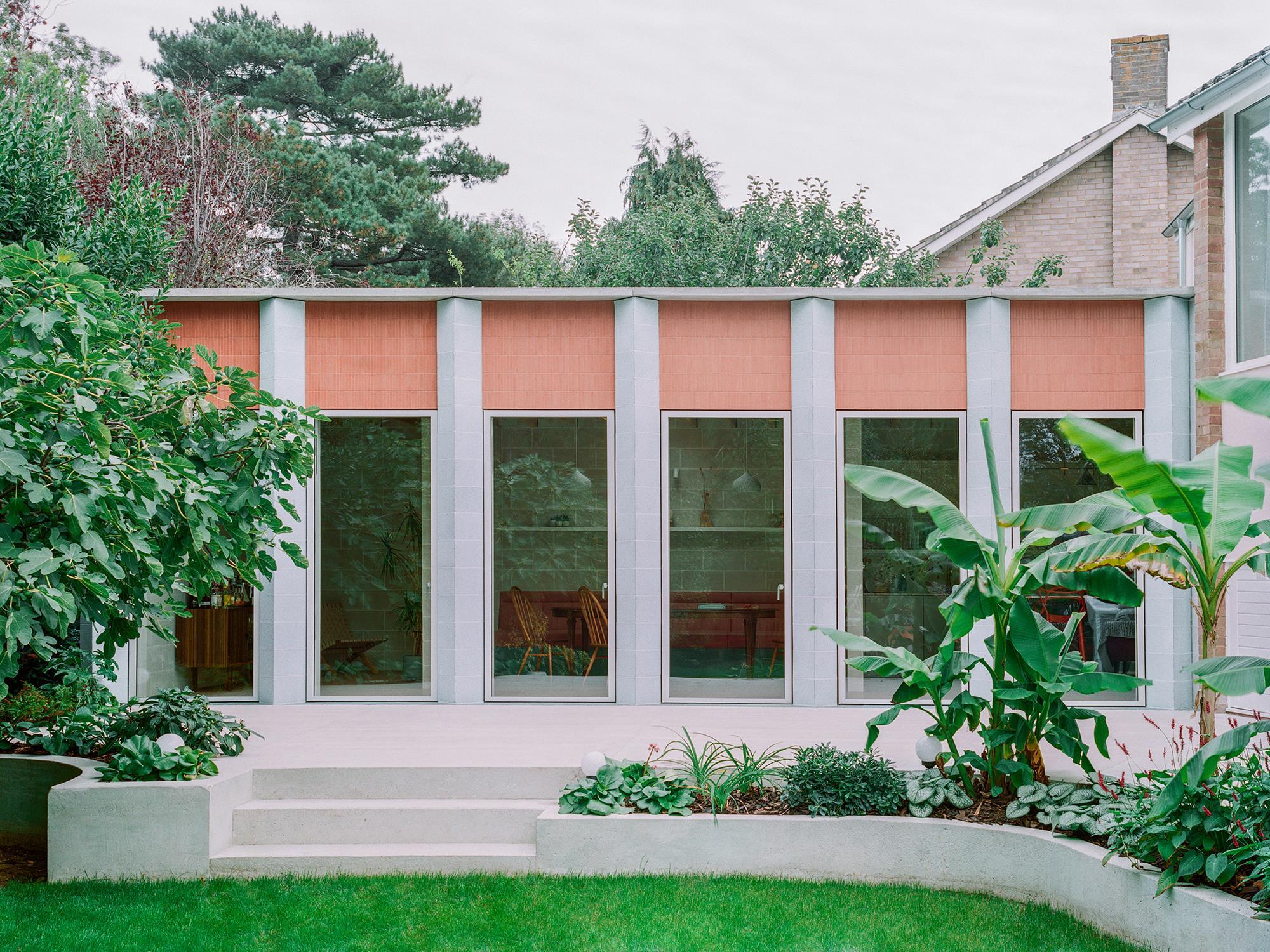 What made this project… Triangle House by Artefact Studio | Features ...