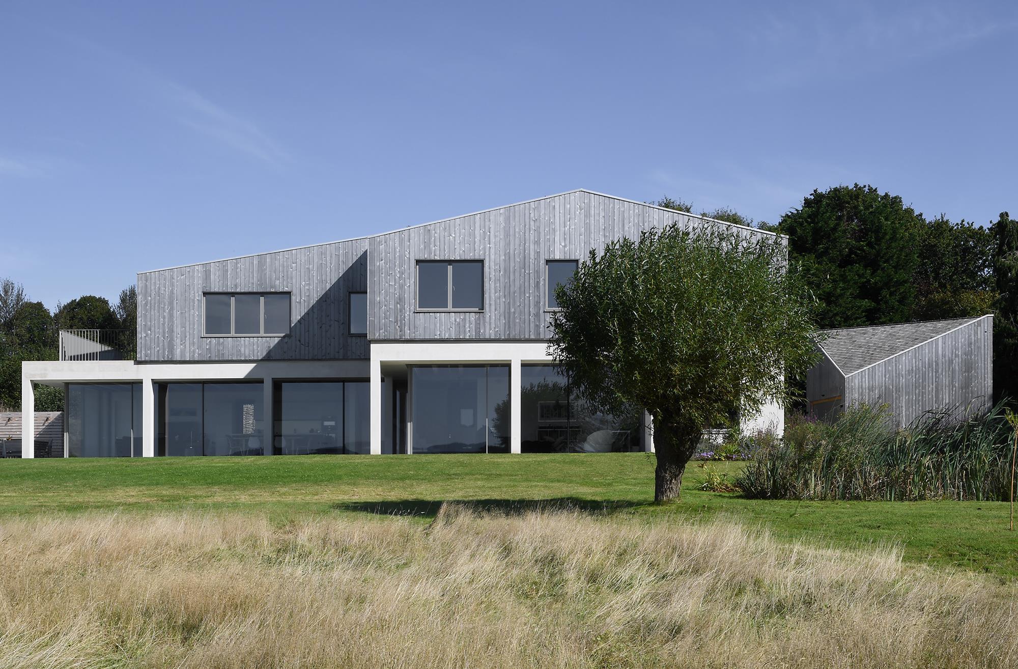 What made this project… Field House by Wilkinson King Architects | News ...