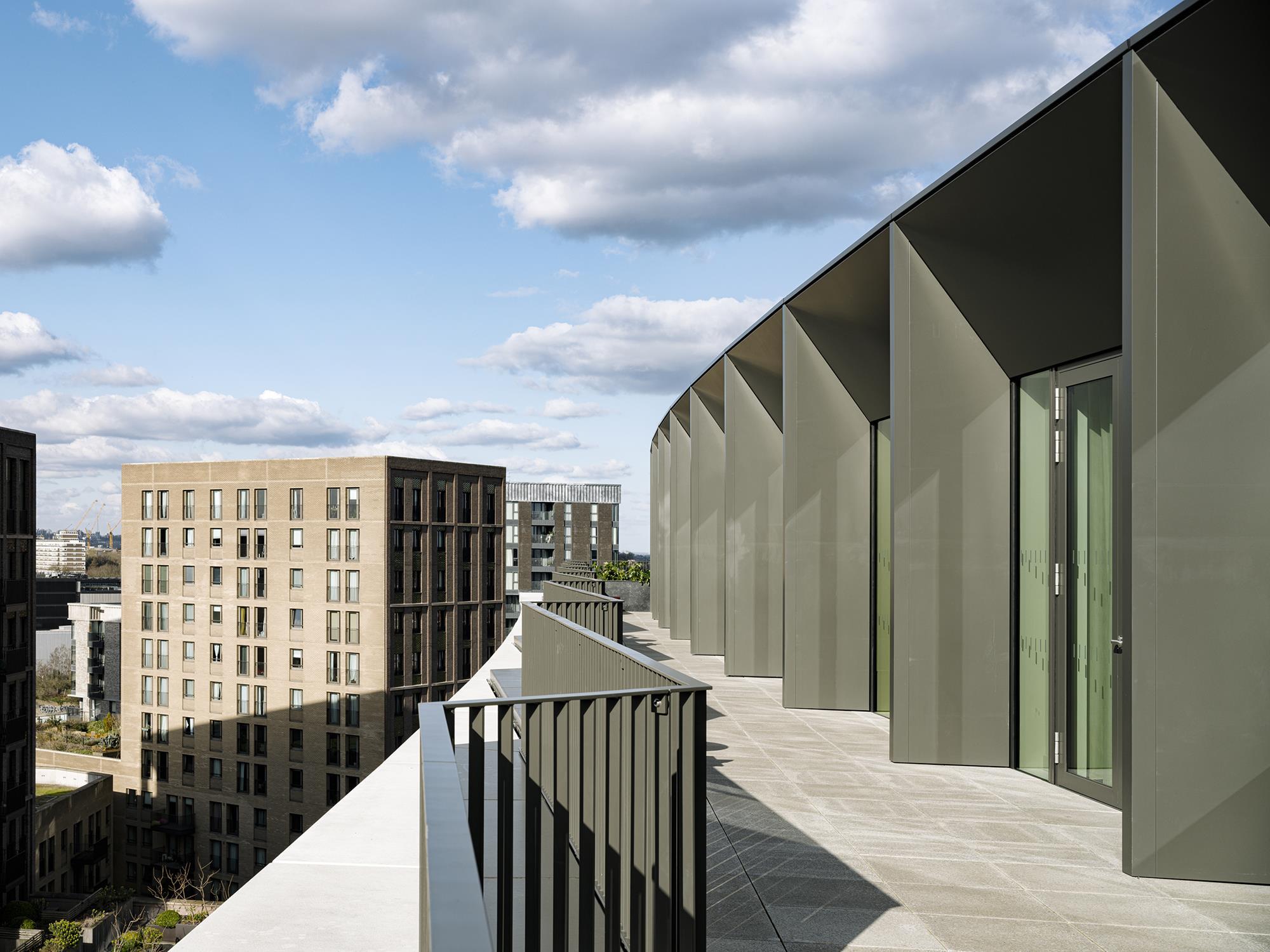 Plot R8 by Piercy & Company | Building Design