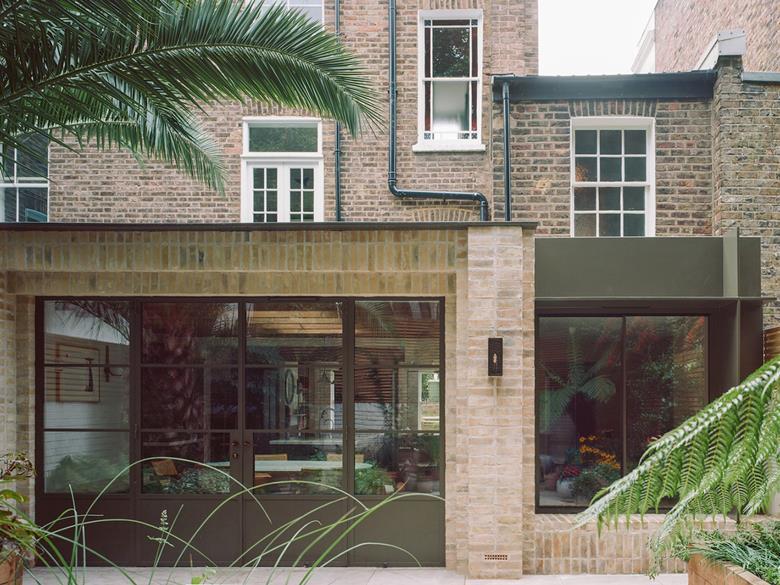 In pictures: Threshold House – Studio McW’s sharp steel and brick ...